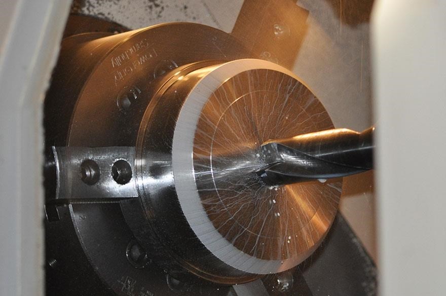 Maskinproduktion i Hadsten | Drejning og fræsning udføres