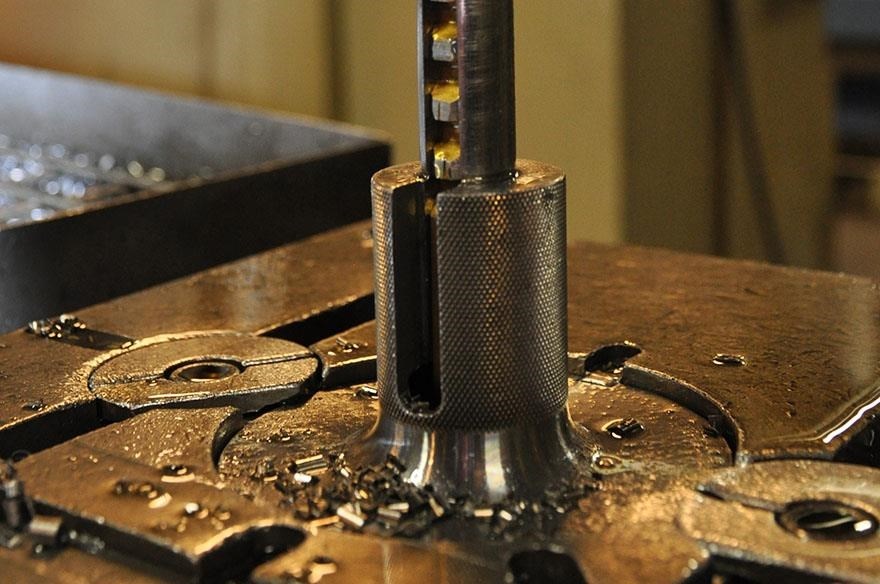 Maskinproduktion i Hadsten | Drejning og fræsning udføres